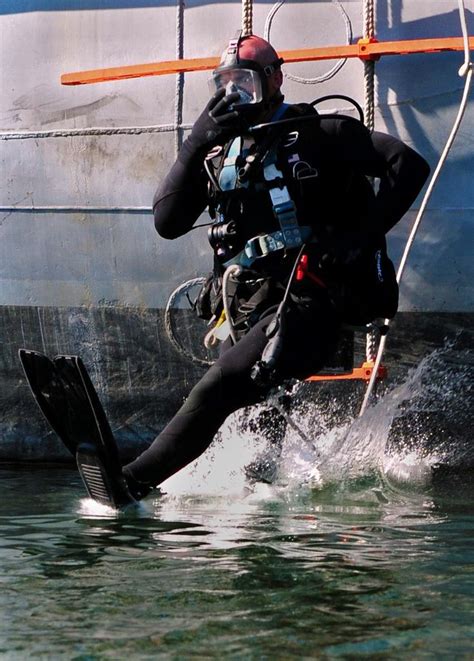 17 Best Images About Us Navy Diver On Pinterest The Office Deep Sea