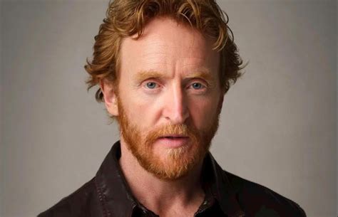 Anne Hathaway Und Ihr Ehemann Am Strand Eine Besondere Folge Feat