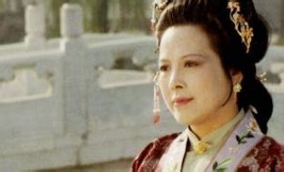 《红楼梦》人都是多面性的，冷漠的邢夫人也有温情一面 趣历史网