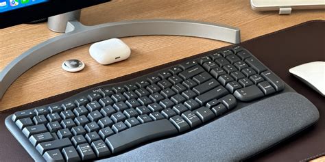 Logitech Wave Keys Adalah Keyboard Ergonomis Baru Yang Berfungsi Baik Dengan Mac Emka Web Id