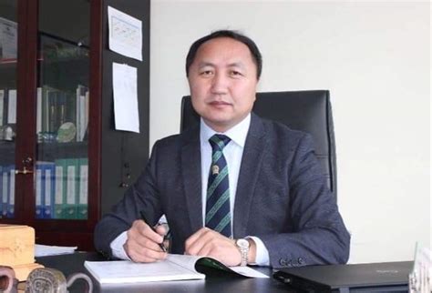 МАЛ ЭМНЭЛГИЙН ЕРӨНХИЙ ГАЗРЫН ДАРГААР ДАМДИНЖАВЫН БАТЧУЛУУНЫГ ТОМИЛЛОО