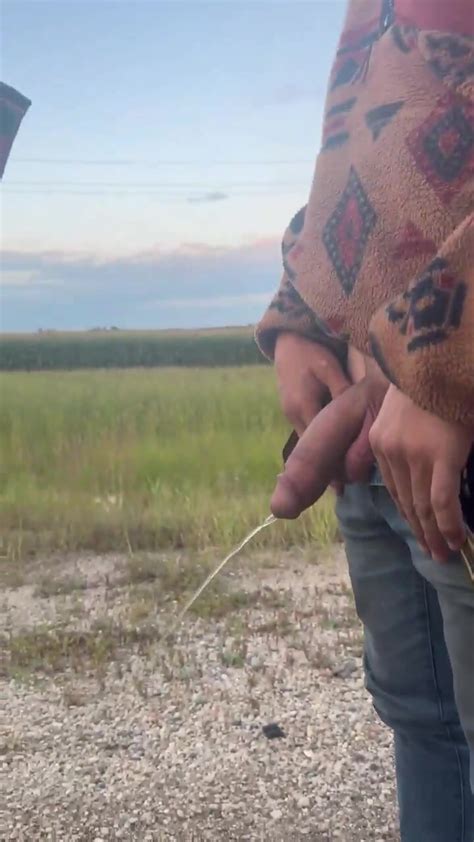 Filming Friend Pissing Outside ThisVid Com