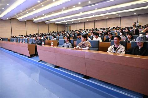 守正创新 与时俱进我校开展大师进校园讲座活动 新闻网