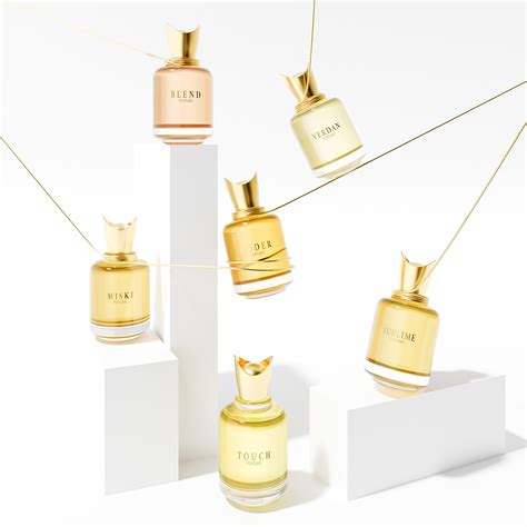 3d Visuals For Luxury Perfumes Ecoomerce Behance