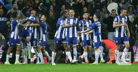 Os Onzes Prováveis Para A Visita Do Fc Porto Ao Portimonense Cnn Portugal