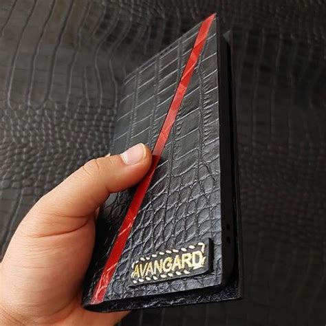 خرید و قیمت کیف کلاسوری چرم طبیعی اپل سری 12از برند آوانگارد ترب