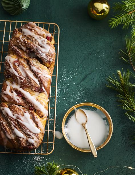 Pullapitko Keksitahnatäytteellä Leivo Pitko Mehevällä Täytteellä Kotiliesi Fi