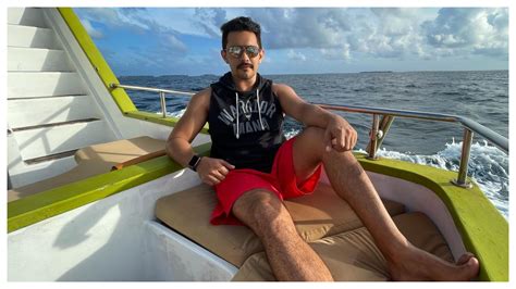 Aditya Narayan Reacts To Throwing Fans Mobile At A Concert ‘i Am Answerable To The Almighty