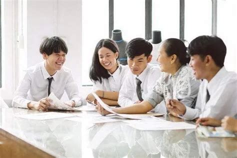 มหาวิทยาลัยเอกชนที่มีนักเรียนมากที่สุด