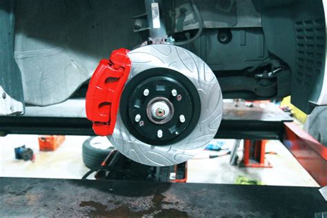 광주튜닝샵 로체 이노베이션 카오스 디스크로터를 사용한 2p 브레이크 업그레이드 작업기입니다 네이버 블로그