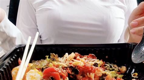 엉망진창 육회 비빔밥 현실 먹방 앞뒤컷 Youtube