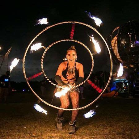 Hire Female Fire Performer Florida Scarlett Entertainment