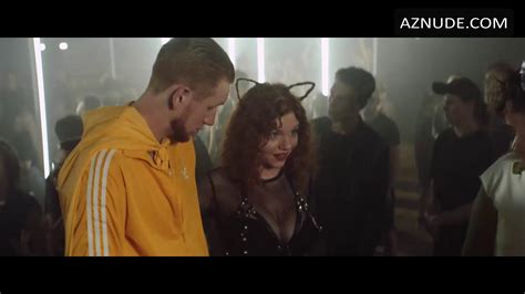 The Best Weekend Nude Scenes Aznude