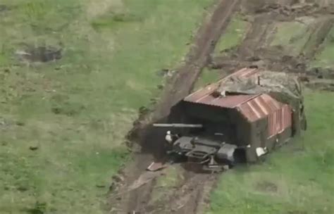 讲武谈兵龟式坦克现身俄乌战场陆地霸王为何返祖