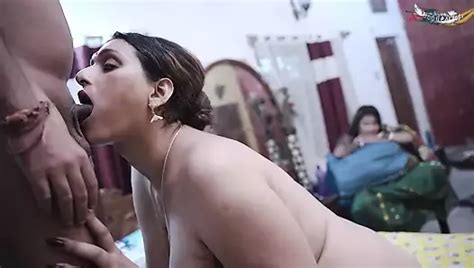 Sasural Aa Raha Hai Damad Ne Saas Ko Akela Paya Aur Saas Se Ghapaghap