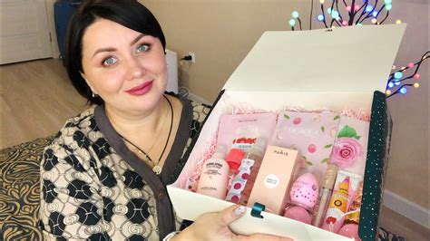 СОБРАЛА ИДЕАЛЬНЫЙ ПОДАРОК НА НОВЫЙ ГОД КАК КРАСИВО ОФОРМИТЬ ПОДАРОК Youtube