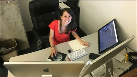 Katie Bouman La Verdad Detrás Del Algoritmo Usado Para Revelar Primera