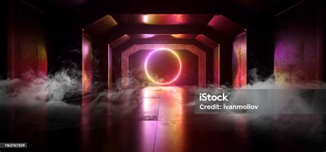 연기 공상 과학 Fi 미래 네온 보라색 빨간색 오렌지 빛나는 원 모양 빈 어두운 우주선 터널 지하 활기찬 레이저 모양 그런지 콘크리트 반사 그래픽 배경 3d 렌더링 0명에