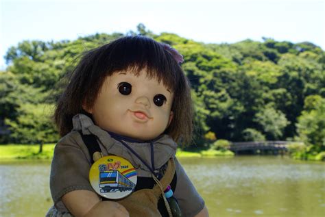 おはようございます 川崎市は薄曇りの朝です 三溪園 湖畔風のぽぽちゃんpopodoll