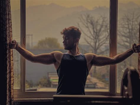 priyanshu uniyal priyanshu fits instagram photos and videos