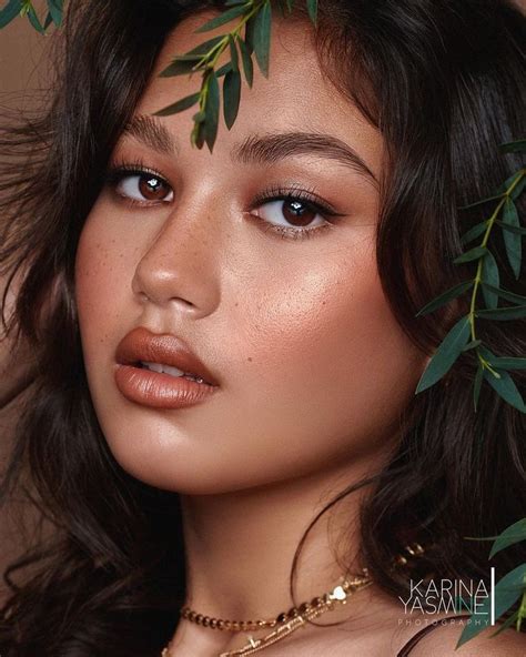 Saskia Chadwick Kecantikan Penyimpanan Foto Artis