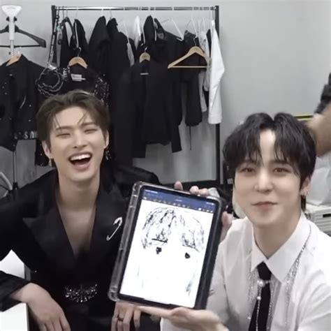 Ateez Mingi Yunho Icon Pfp Loglogbook107 In 2023 Living In Korea