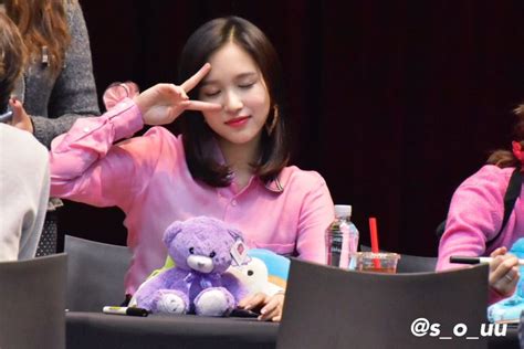 Pin By Anni Myoui On Penguin Mina Mina Autograph Twice