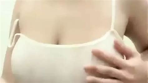 Istri Isteri Bugil Telanjang Pamer Toket Payudara Memek Mistress Teen