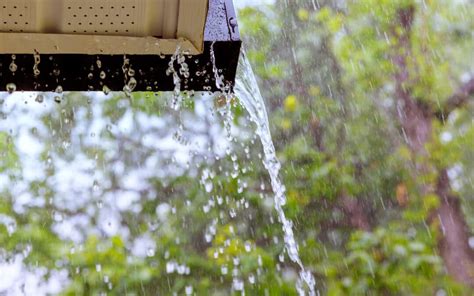 Gutters Vs No Gutters Which Is Best For Your Homes Foundation