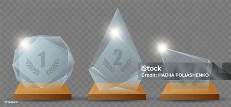 유리 상 템플릿 투명 유리 트로피 보상 사실적인 절연 벡터 유리 표지판 대회 및 스포츠 수상자 상품 유리 상을 수상하는 챔피언십