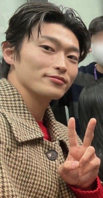 Cho Guesung Icon Actor Model Korea Soccer I Live Alone