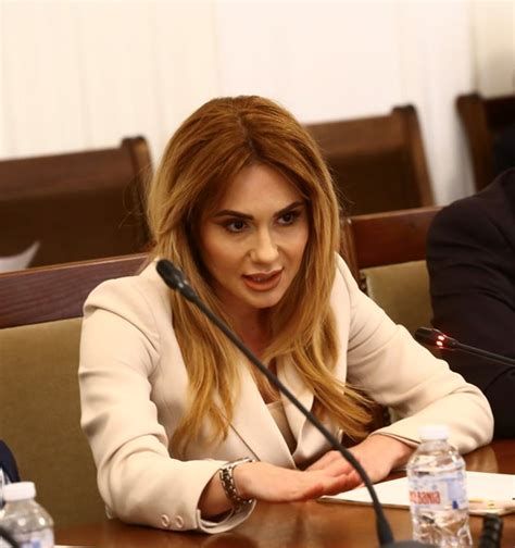 КЗП В Пловдив търговец е предлагал енергийна напитка на прах 24 Здраве