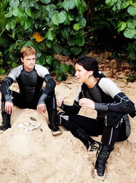 Peeta And Katniss Hunger Games 2
