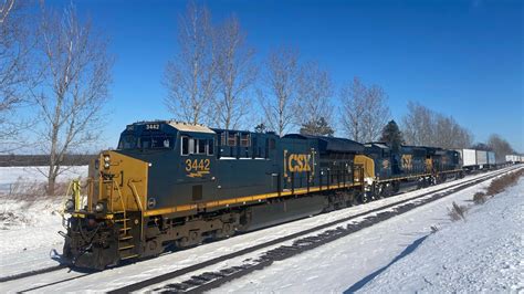 Csx I017 With A New Csx Yn3c Sd70ac Youtube