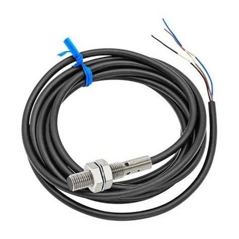 Omron Cylindrical Diameter M8 Proximity Sensor At ₹ 1050piece