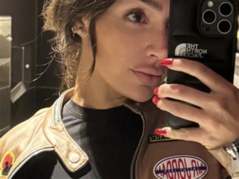 Sisi Rose The Stunning Diva Really Cant Take Enough Selfies — Attack The Culture