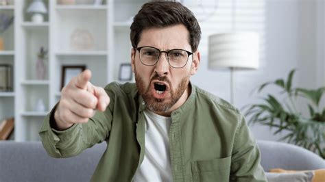 Behaviors Of People With No Social Skills YourTango