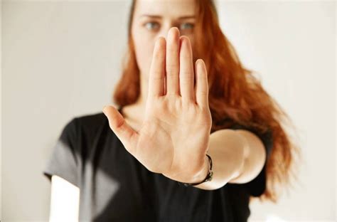 اليوم العالمي للقضاء على العنف ضد المرأة مجلة سيدتي