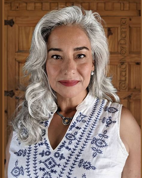 Grey Hair Brown Skin Natural Gray Hair White Hair Beautiful Women