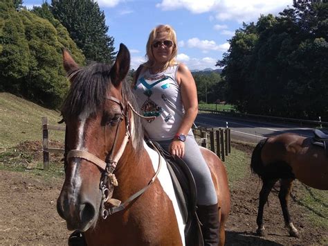 Quién Es Lola Guzmán Exmilitante De Vox Y Una De Las Líderes De Las