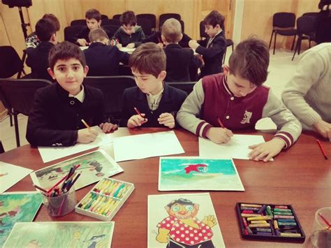 სკოლა ლიცეუმ ცოდნას” მოსწავლეები ხელოვნების სასახლეს ესტუმრნენ