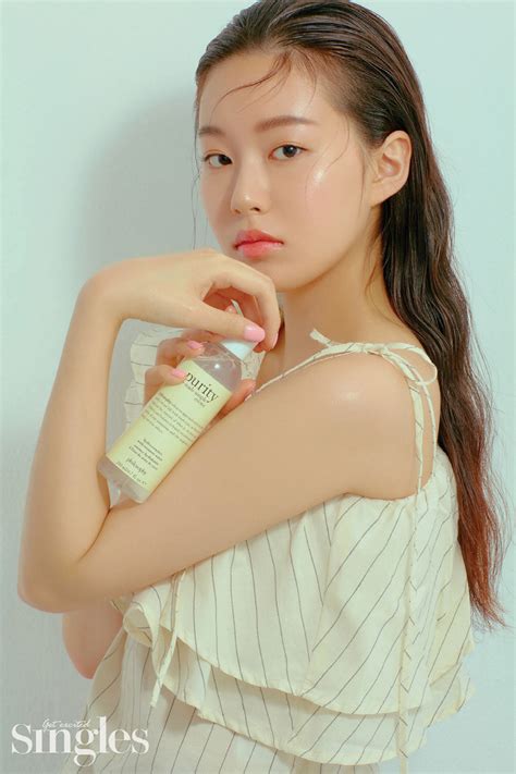 배우 박유나 남심 녹이는 로맨틱 비주얼 화보