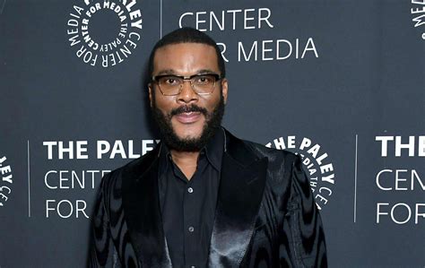 Tyler Perry Accused Of Sexual Assault By Actor Derek Dixon In Lawsuit Makemetechie Tech Blog