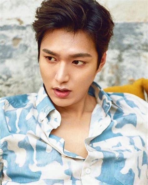 182 Mentions Jaime 6 Commentaires 이민호 Lee Min Ho Actorleeminho143 Sur Instagram He Is