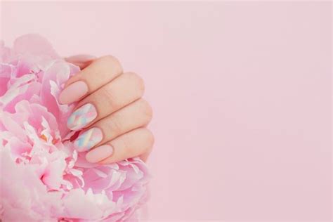 8 Pastel Nail Designs That Prove Pastel Nails Arent Just For Spring
