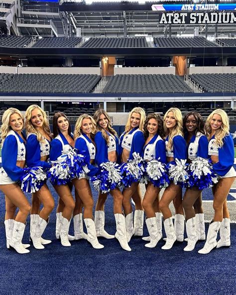 Dallas Cowboys Cheerleaders Photos And Premium High Res Pictures Artofit
