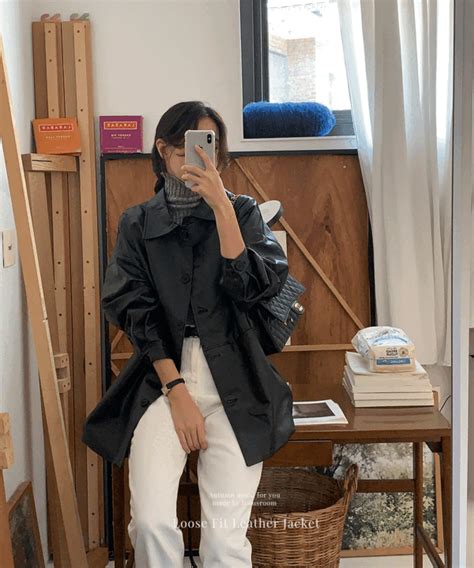 루어스룸 단독 플라잉 레더 베이직 무광 루즈핏 가죽 버튼 단추 카라 포켓 하프 라이더 자켓 코트