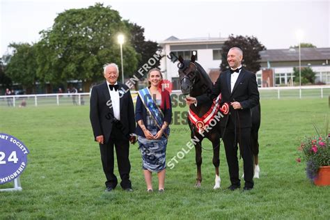 K882445 2024 1st Class Images