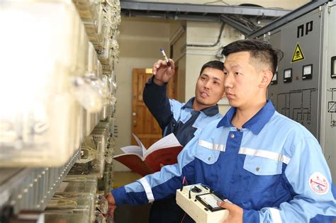 ЗТХЯ “Улаанбаатар төмөр зам” ХНН ийн ажилчдад 200 хувийн цалингийн урамшуулал олгоно Humanz