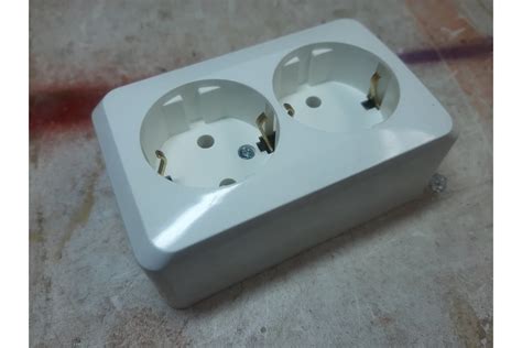 Розетка Systeme Electric 2 м ОП Этюд 16А с заземлением белая Sche Pa16 007b выгодная цена